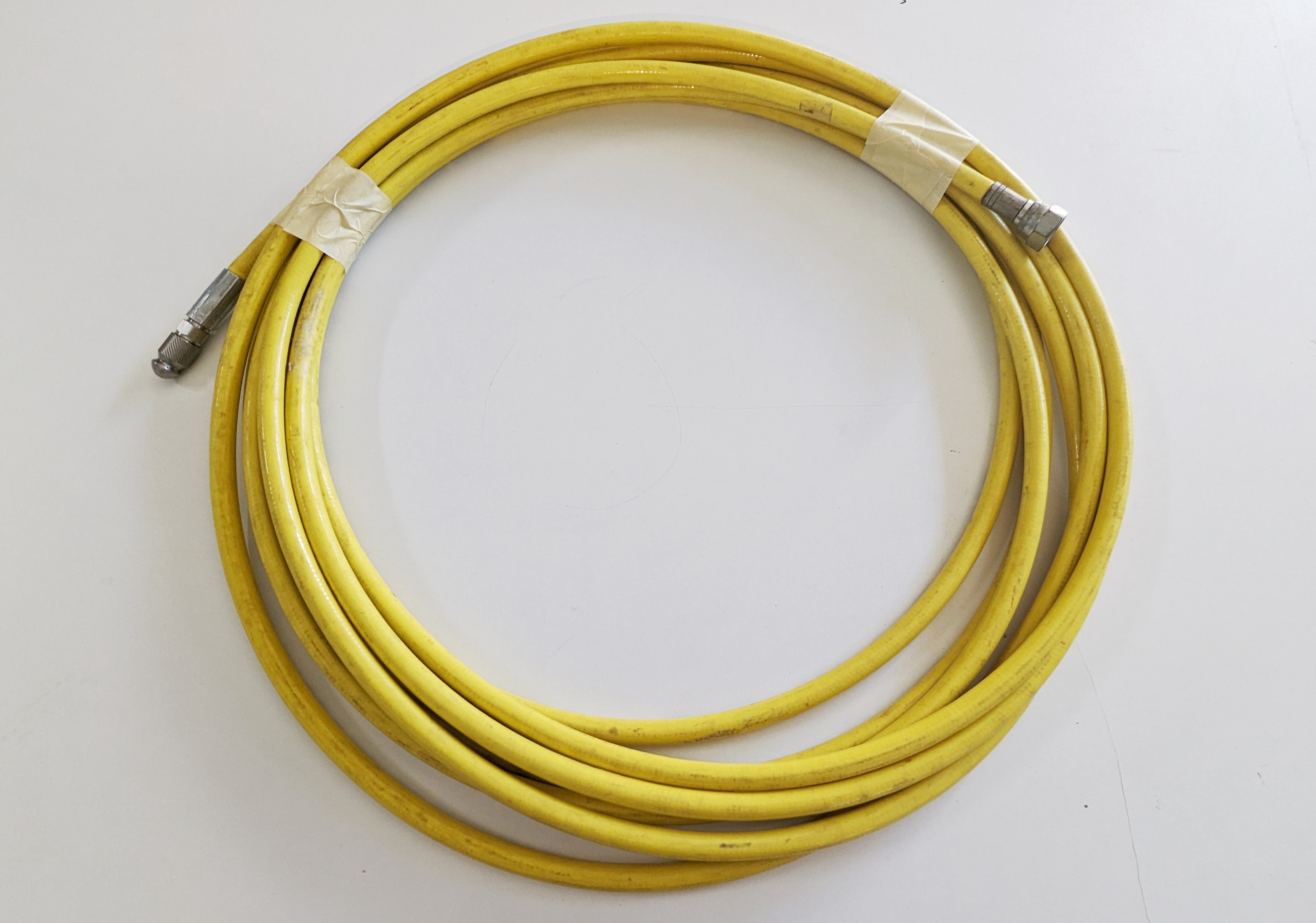 Tuyau furet avec raccord F3/8" et buse perforante de 0.55 - 10M